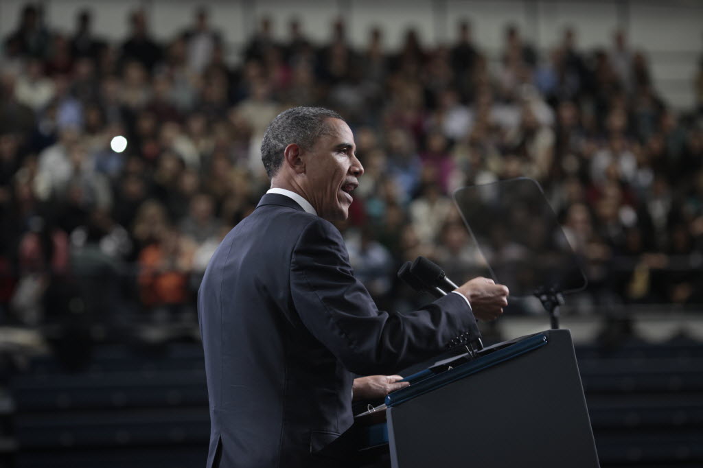 Photographs of President Obama at Penn State University, February 3 ...